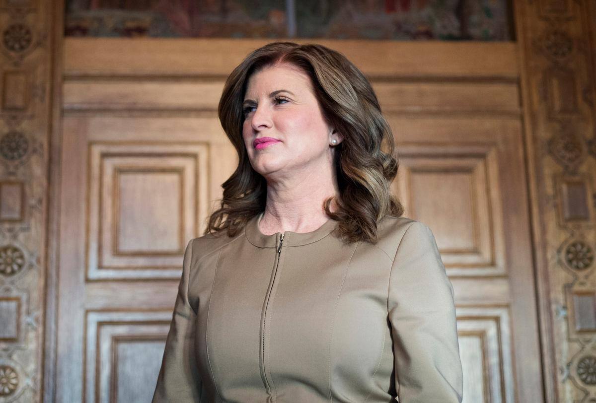 Ambrose ferme la porte à la course à la chefferie conservatrice | JDM