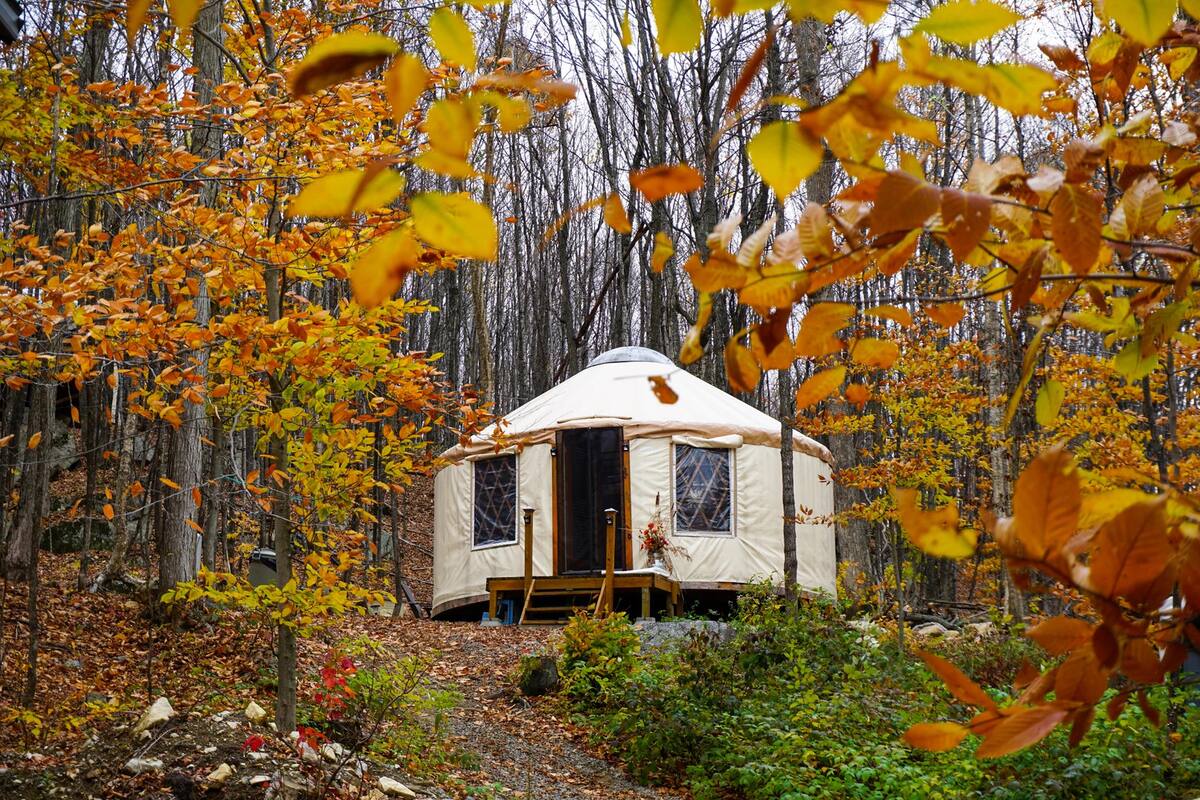 Glamping: 5 endroits où dormir dans une yourte au Québec | JDM