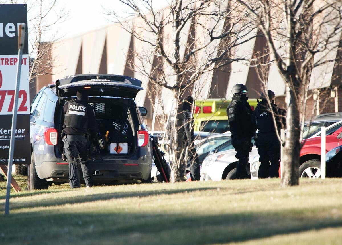 La Prison À Vie Pour Avoir Poignardé À Mort Son Superviseur Au Trav