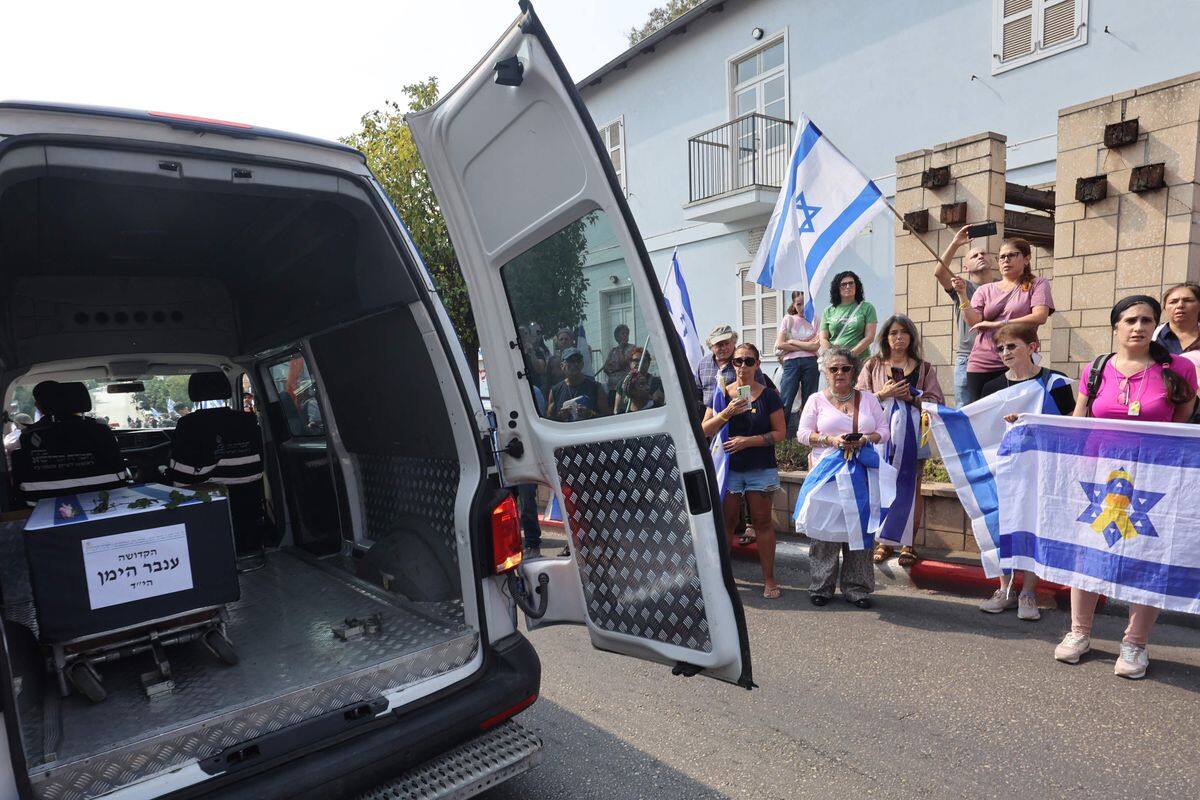 Otages à Gaza: la dépouille rendue lundi identifiée comme celle de Tal ...