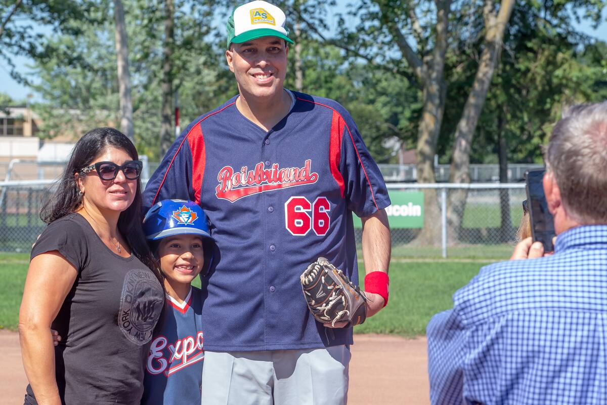 «Le coeur de la ville» nommé en l’honneur de Derek Aucoin à Boisbriand ...