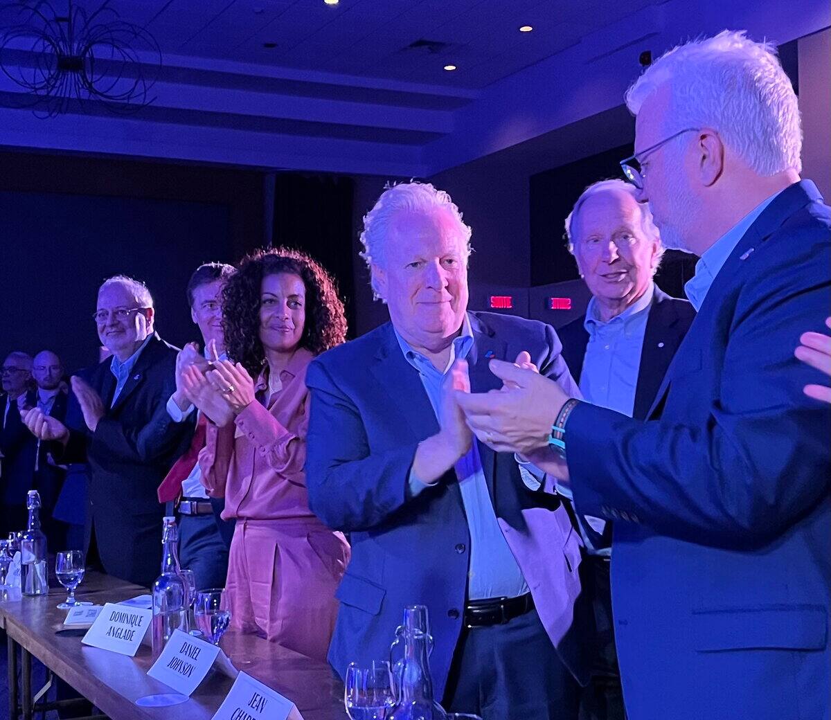 Les libéraux célèbrent Philippe Couillard et souhaitent un retour à la ...