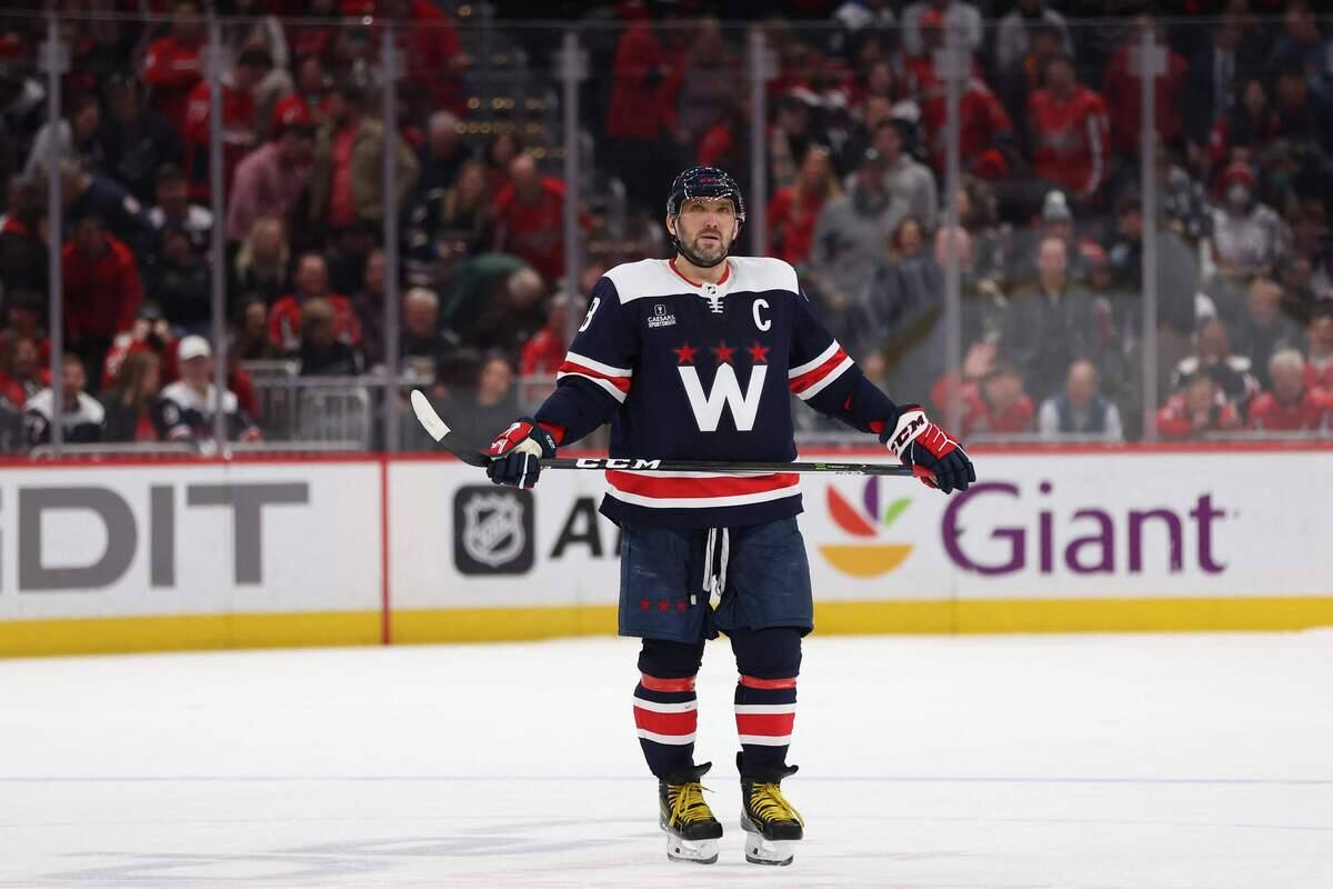 Alex Ovechkin sur la touche - TVA Sports