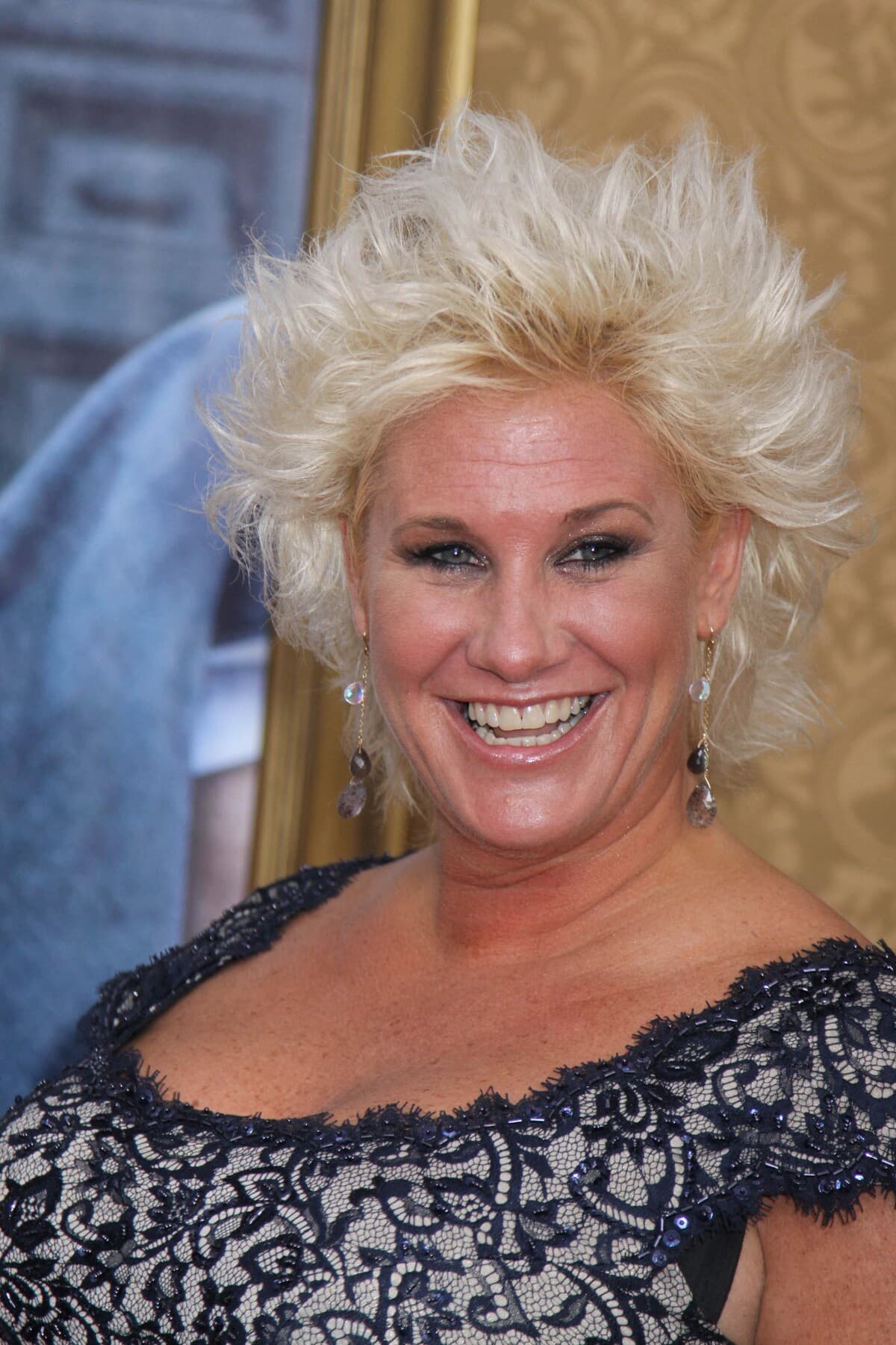 La célèbre cheffe et animatrice culinaire Anne Burrell est décédée à la ...