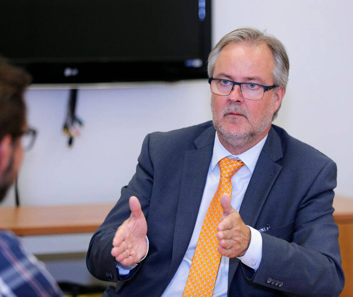 Commission d’enquête: le PQ demande aussi à Gallant de se récuser | JDQ