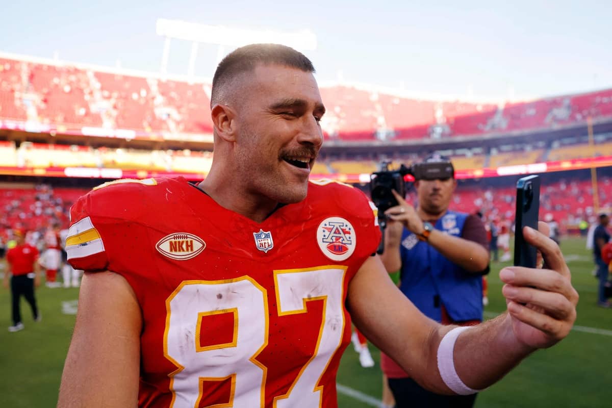 Travis Kelce pourrait gagner 10 millions $ grâce à «l’effet Taylor ...