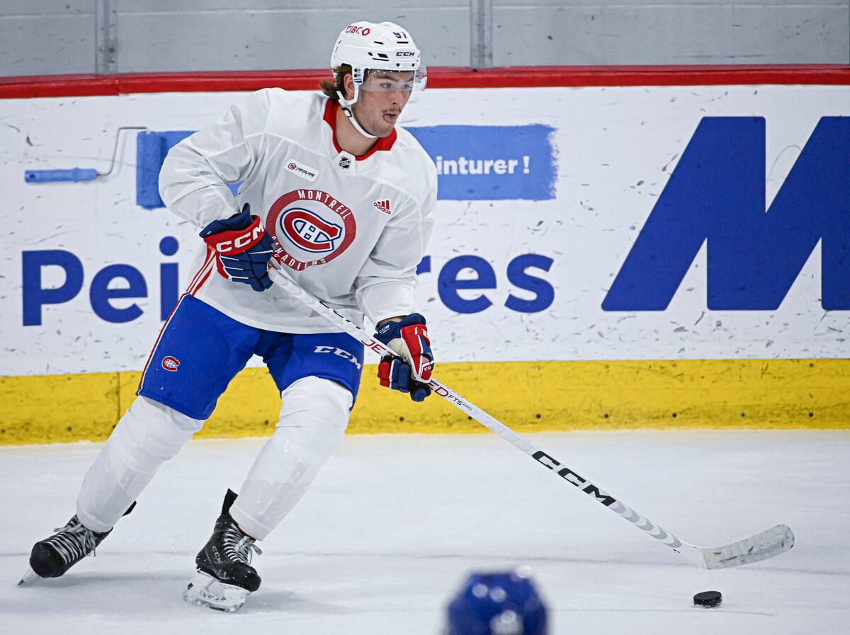 Joshua Roy fumant avec le Rocket | Le Journal de Montréal