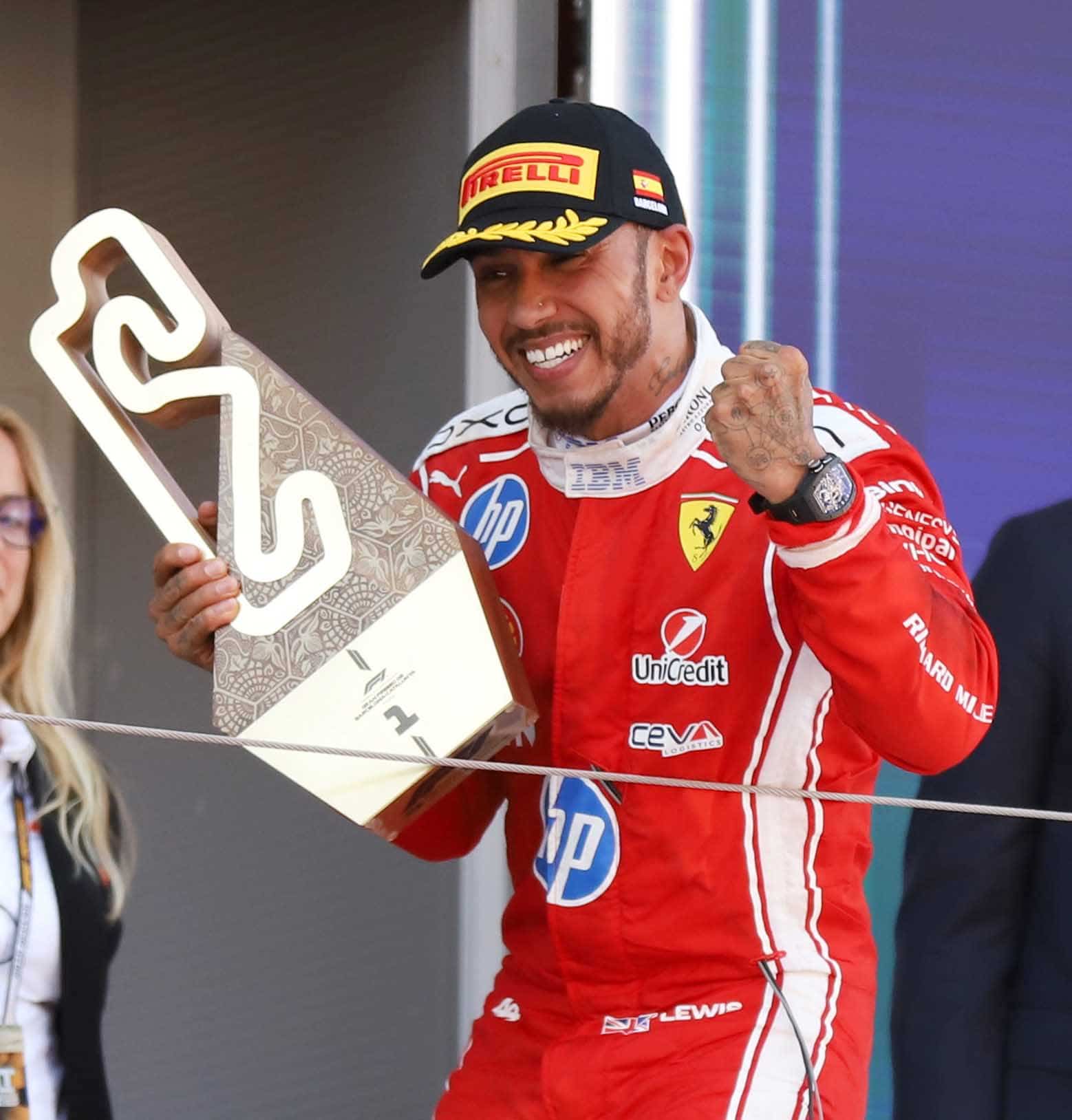 Le clan Kardashian célèbre la première victoire de Lewis Hamilton avec ...