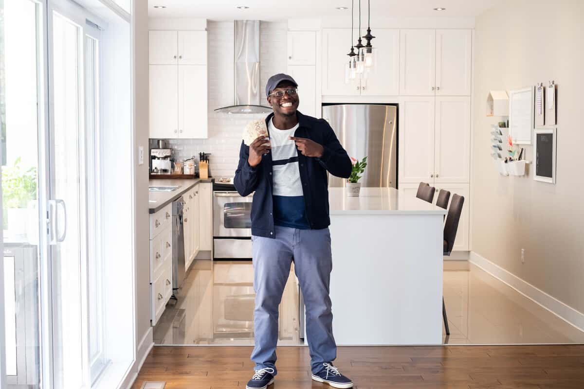 Viens voir mes rénos: Kevin Raphael reprend la route | JDM