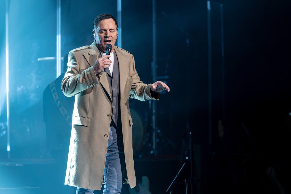 En tournée pour ses 40 ans de carrière: l'inébranlable passion de Mario ...