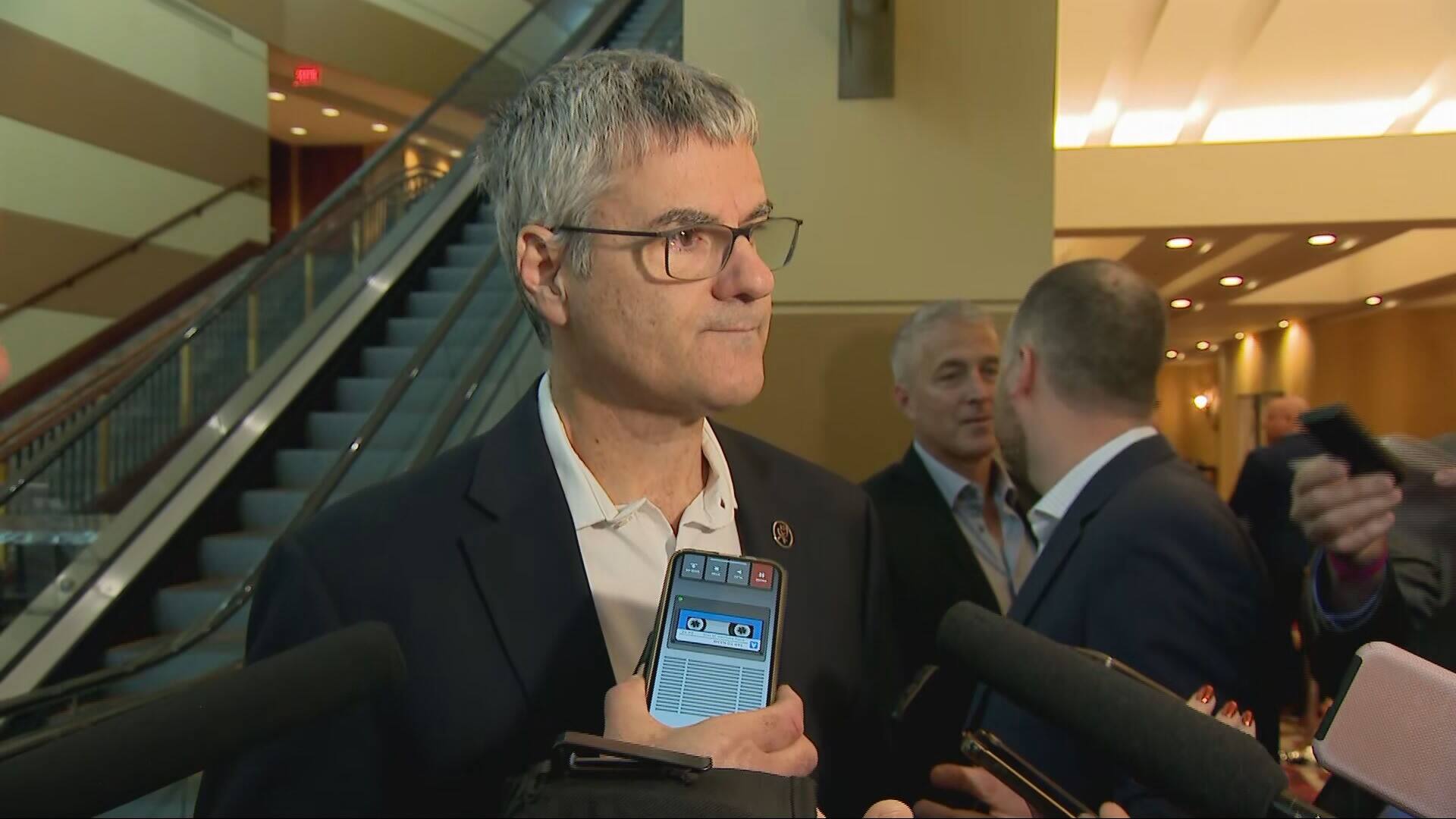 «Elle n'a pas eu à se battre»: Éric Caire écorche Maïté Blanchette ...