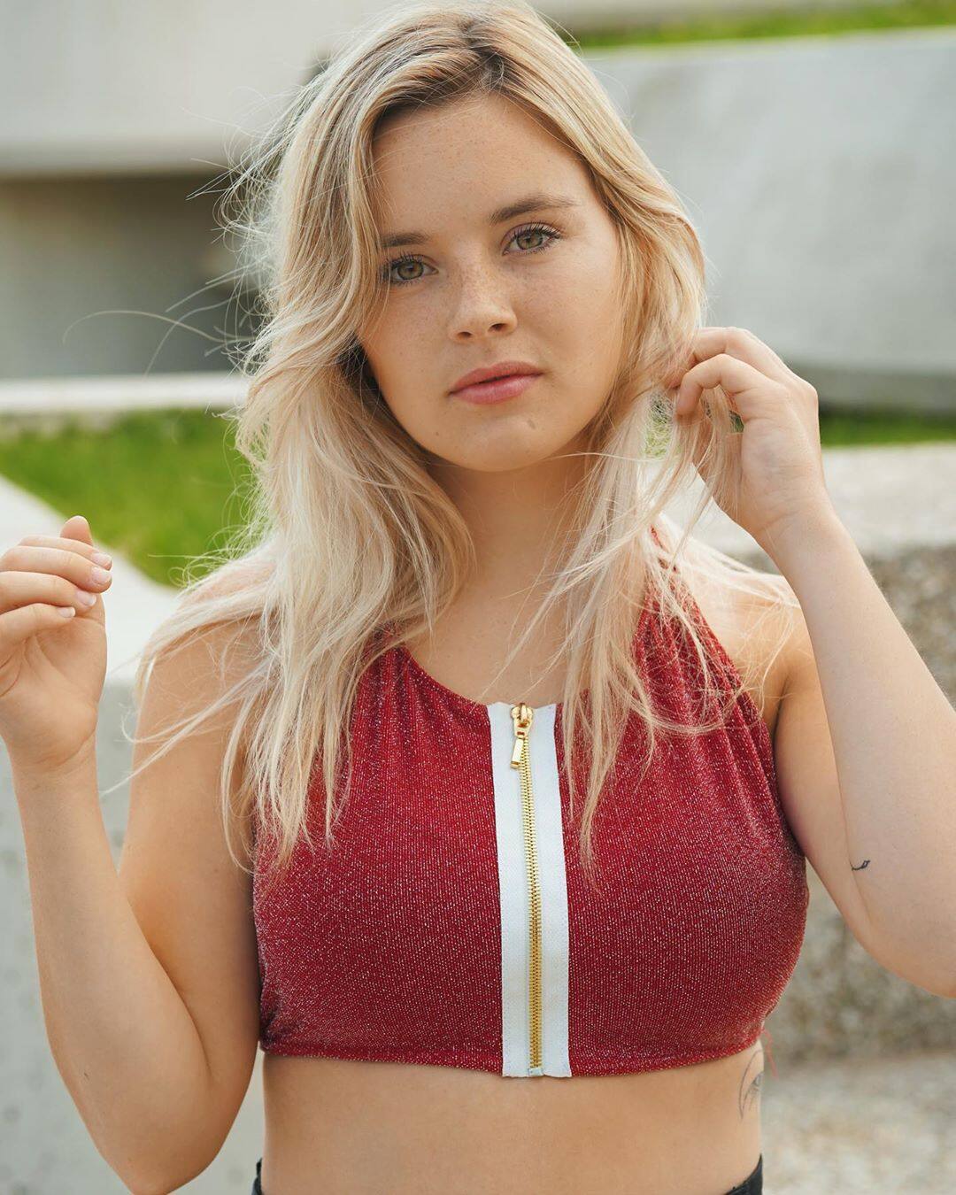 Fans de Camille Felton: répondez à ce sondage pour voir si vous la ...