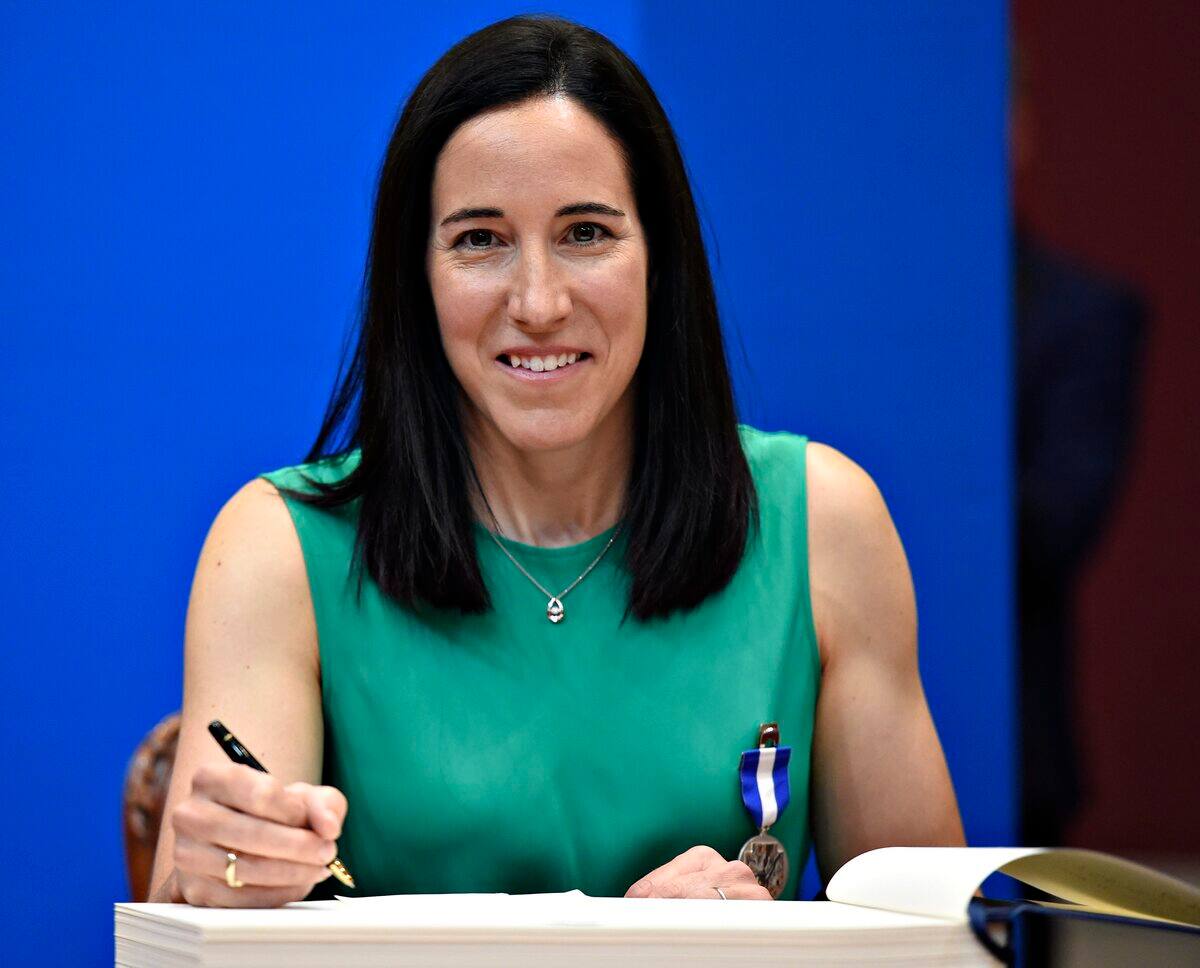 Caroline Ouellette: chevalière et membre du Temple la même journée ...