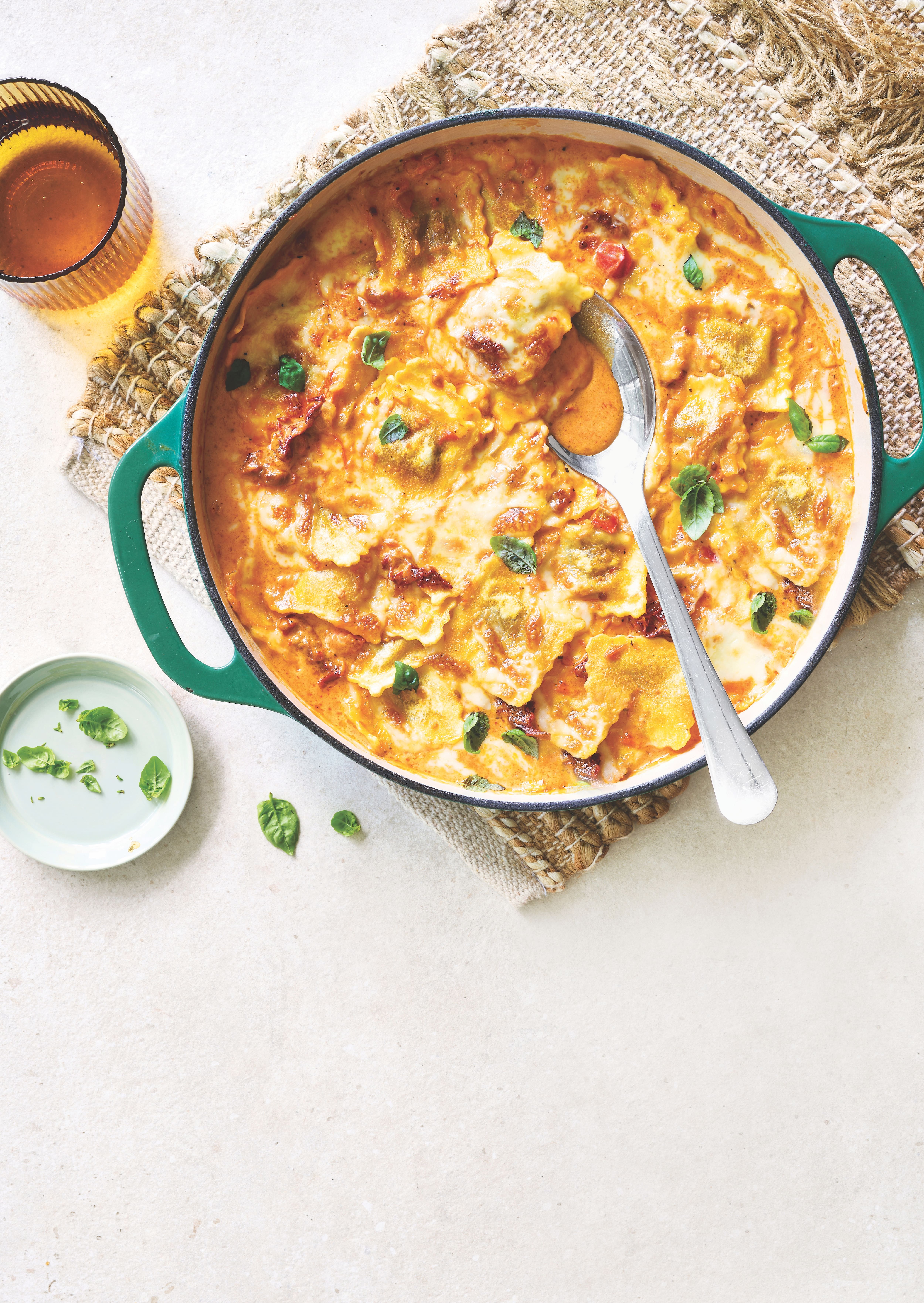 Casserole de raviolis crémeux gratinée | Coup de pouce