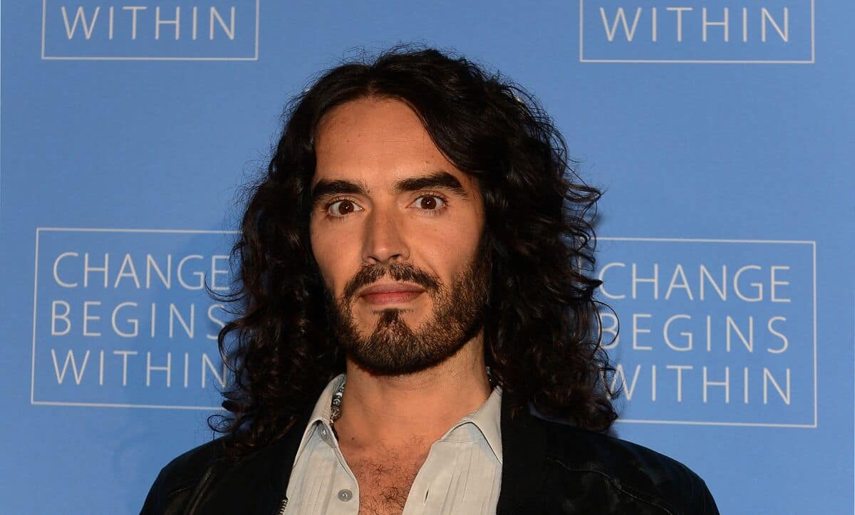 La BBC a reçu cinq plaintes contre Russell Brand | JDM