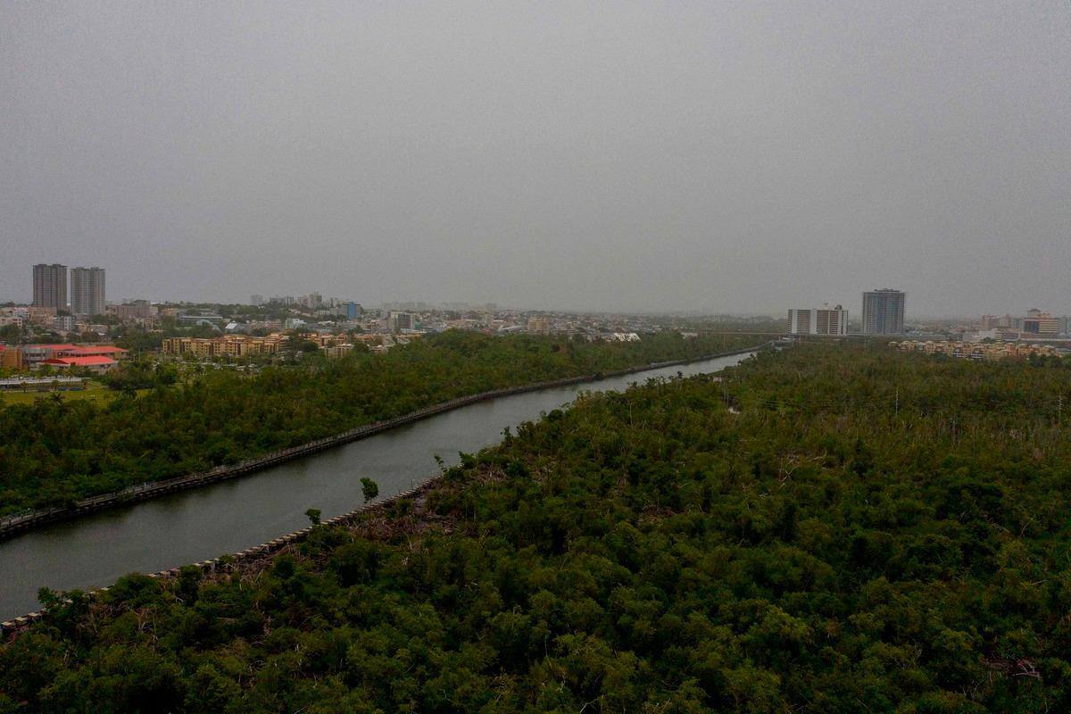 L'immense nuage issu du Sahara souffle sur Miami | TVA Nouvelles