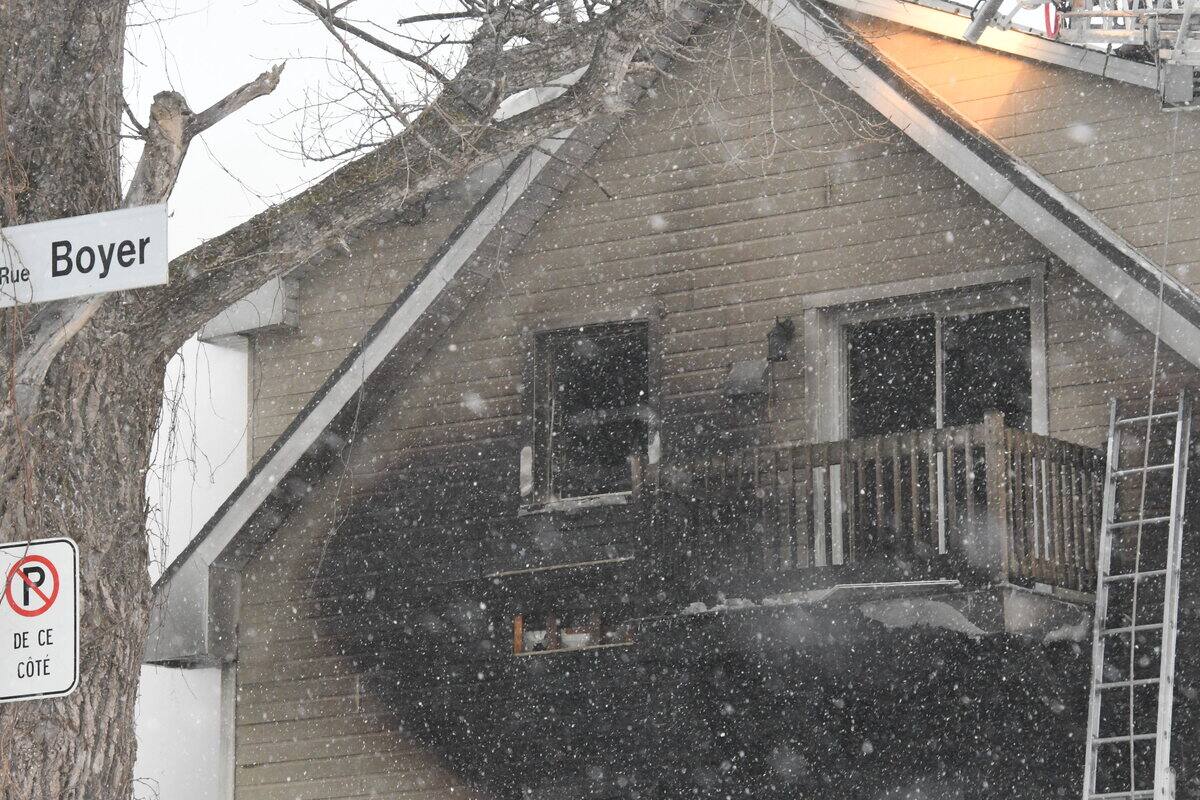 [EN IMAGES] Violent incendie à Québec: une soixantaine de pompiers ...