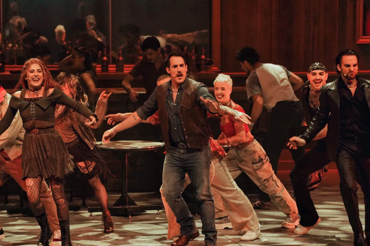 Festival du livre et «Pub Royal»: le Québec brillera à Paris en fin de ...