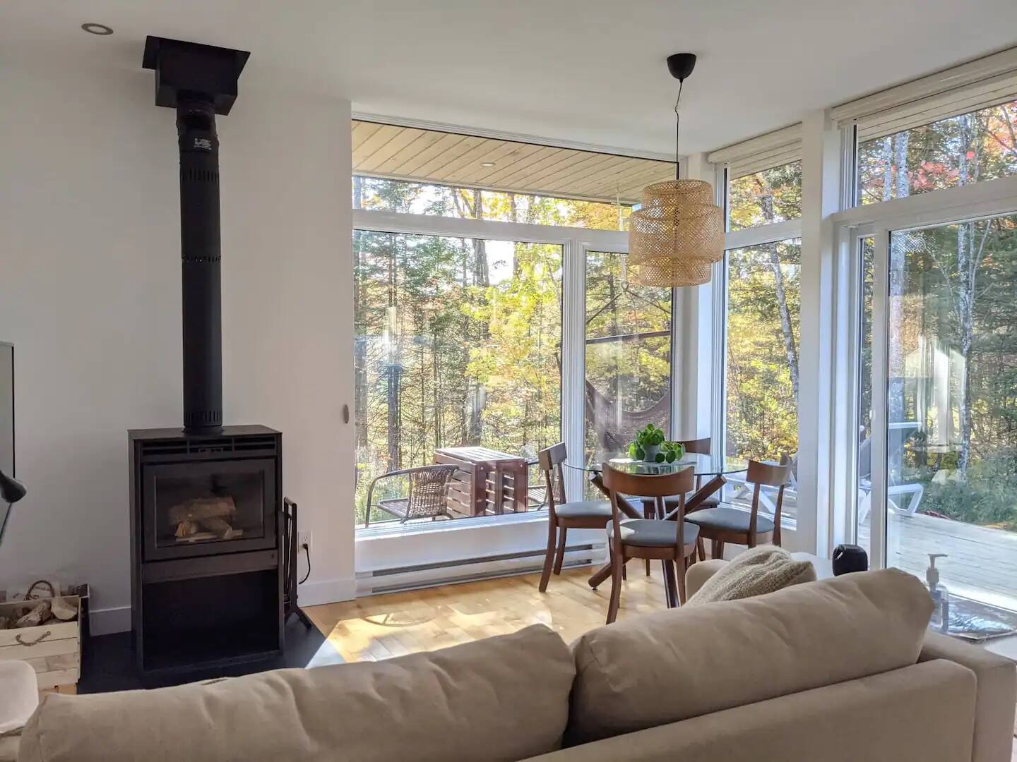 31 mini-chalets particulièrement cool à louer au Québec cet été | JDM