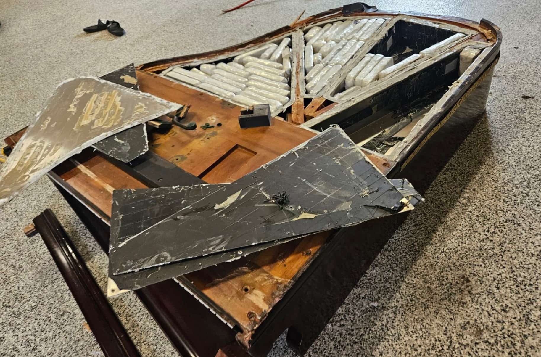 Plus de 60 kilos de cocaïne cachés dans un piano à queue: quatre ...
