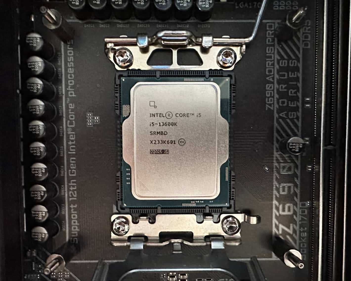 Essai des processeurs Intel Core i9-13900K et i5-13600K: génération ...