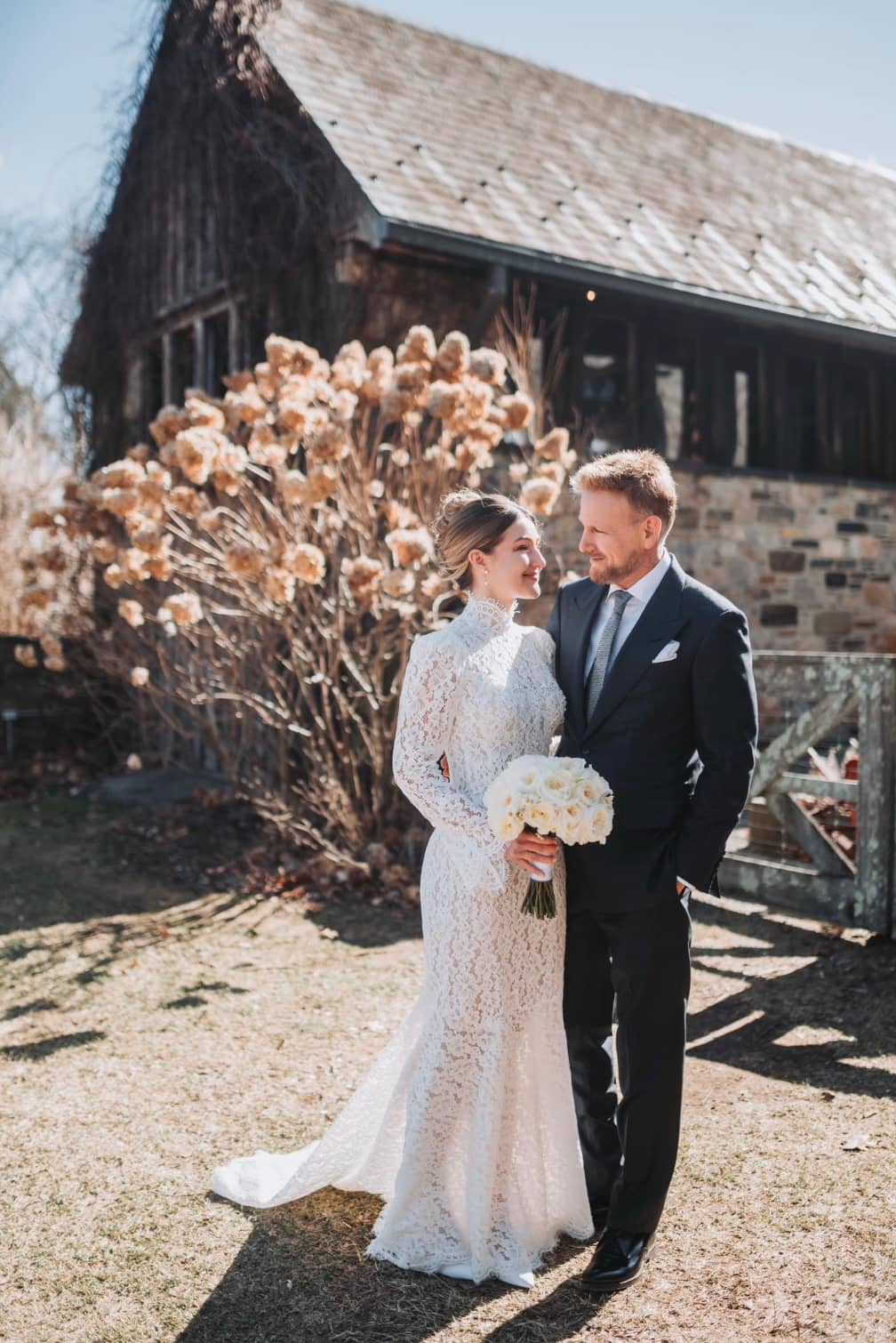 La fille cadette de Corey Hart et Julie Masse se marie et les photos ...