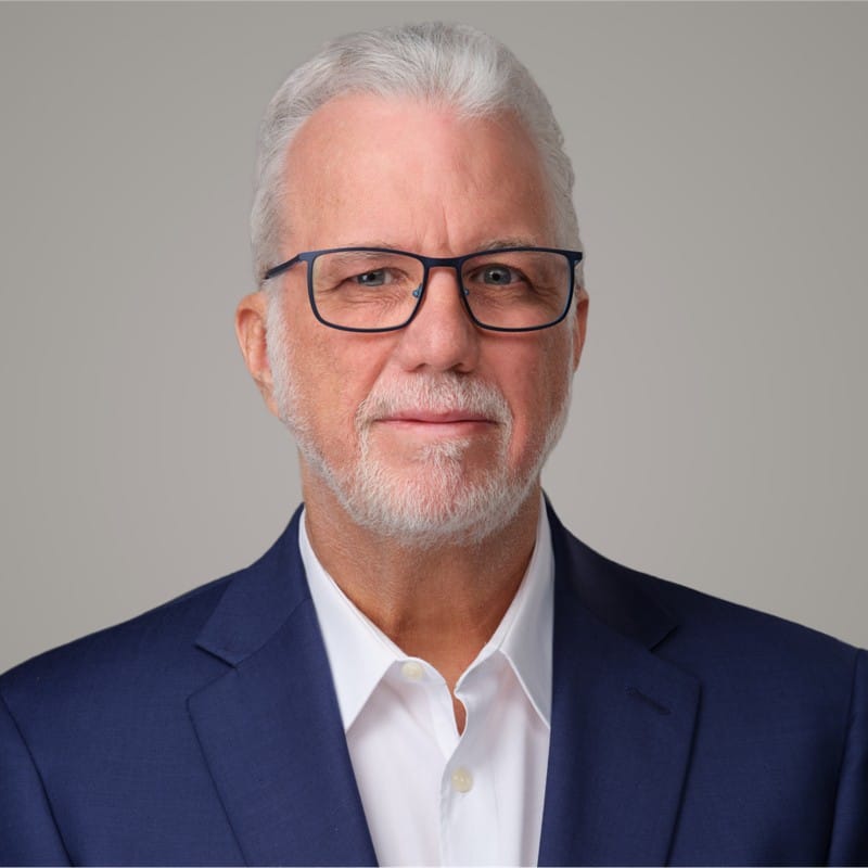 Une entreprise d’ici nomme Couillard à son conseil «in English only» | JDM