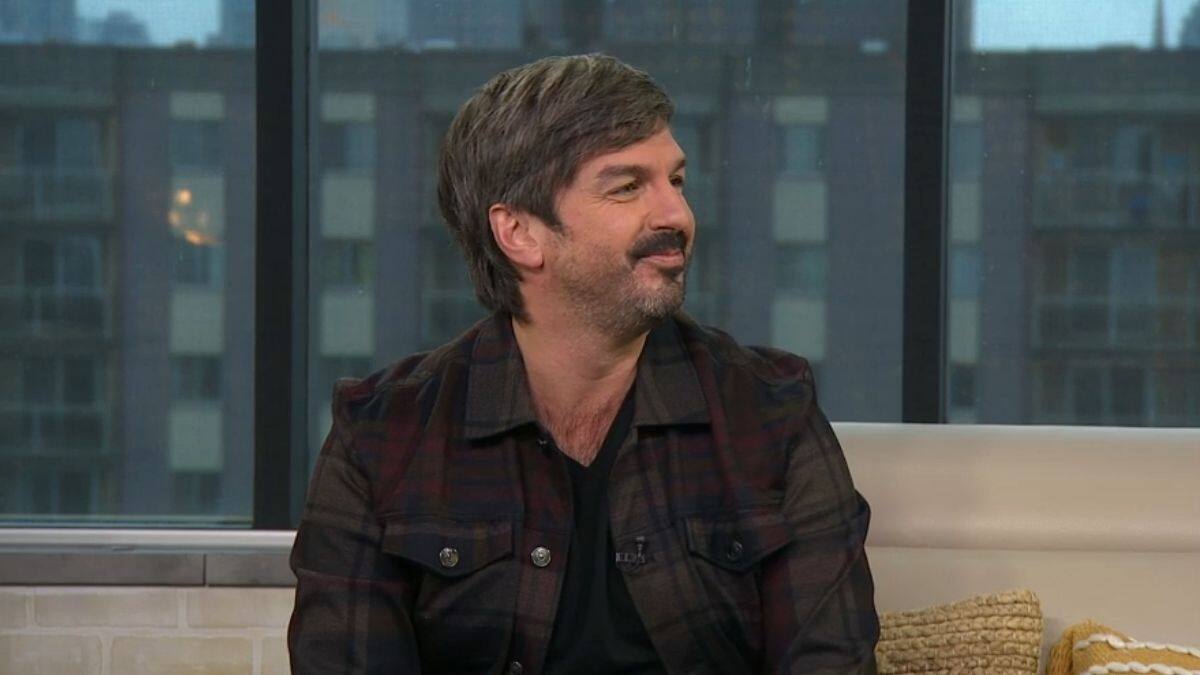 Damien Robitaille, en tournée avec le spectacle «Bientôt ce sera Noël ...