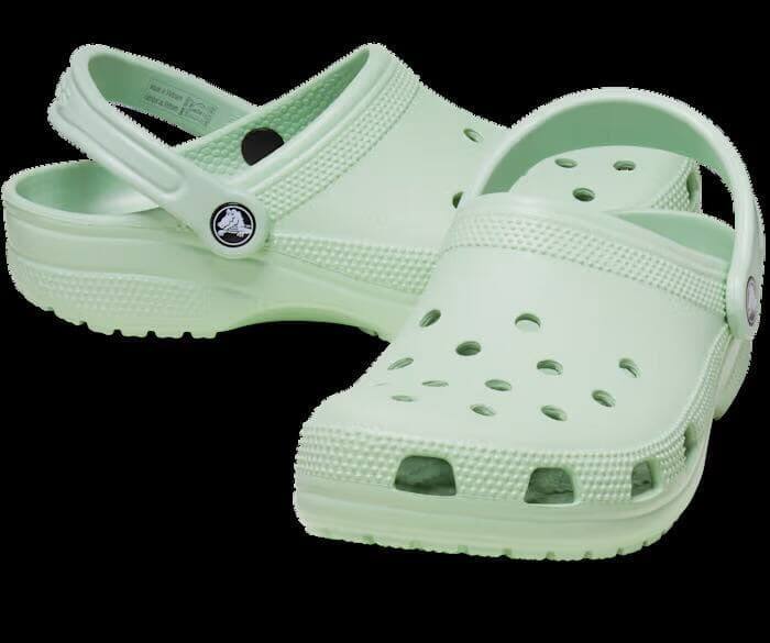 5 paires de crocs stylées à porter cet été | Clin d'œil