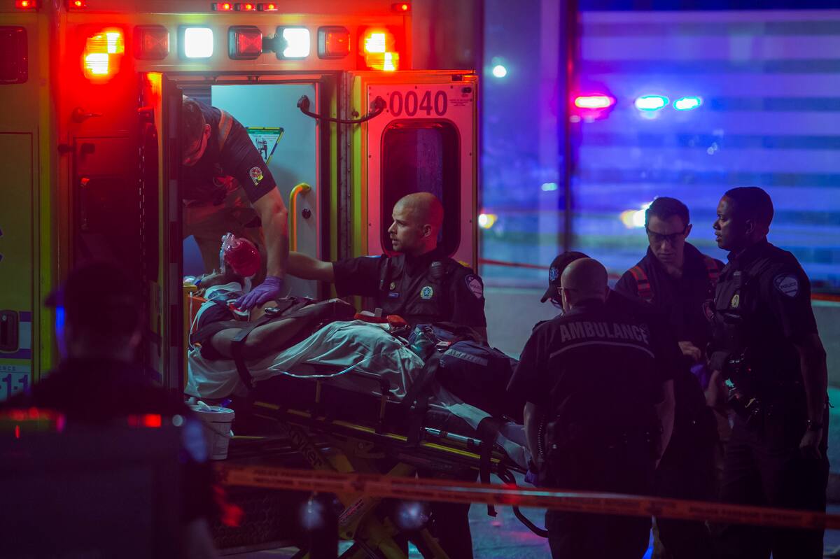 Poignardé à mort au parc Émilie-Gamelin: la légitime défense au cœur du ...