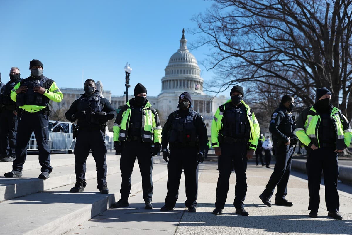 Cinq fois plus d’arrestations lors de BLM que de l’émeute au Capitole ...