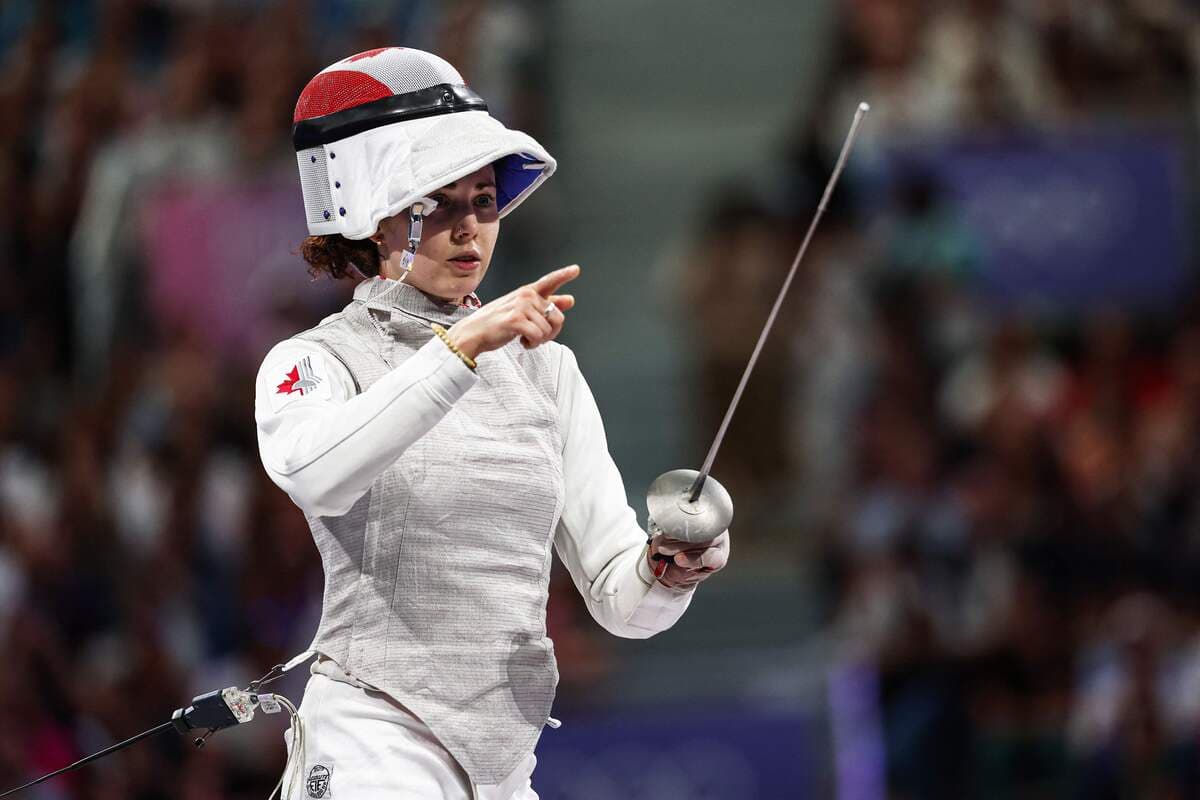 Escrime: une performance historique d’Eleanor Harvey - TVA Sports
