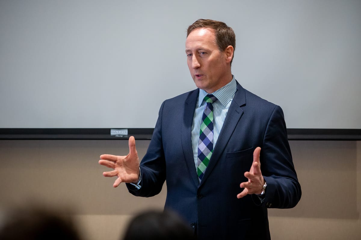 Saguenay: Peter MacKay défend GNL Québec | JDM