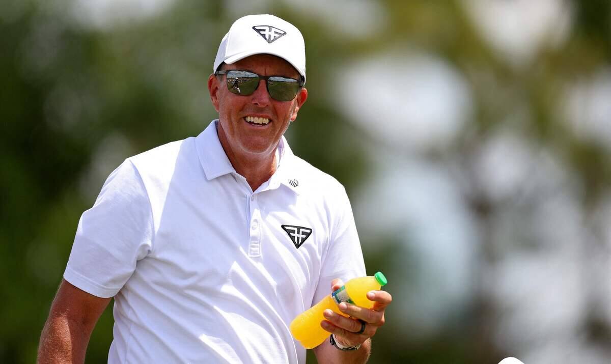 Le comportement de Phil Mickelson fait jaser - TVA Sports