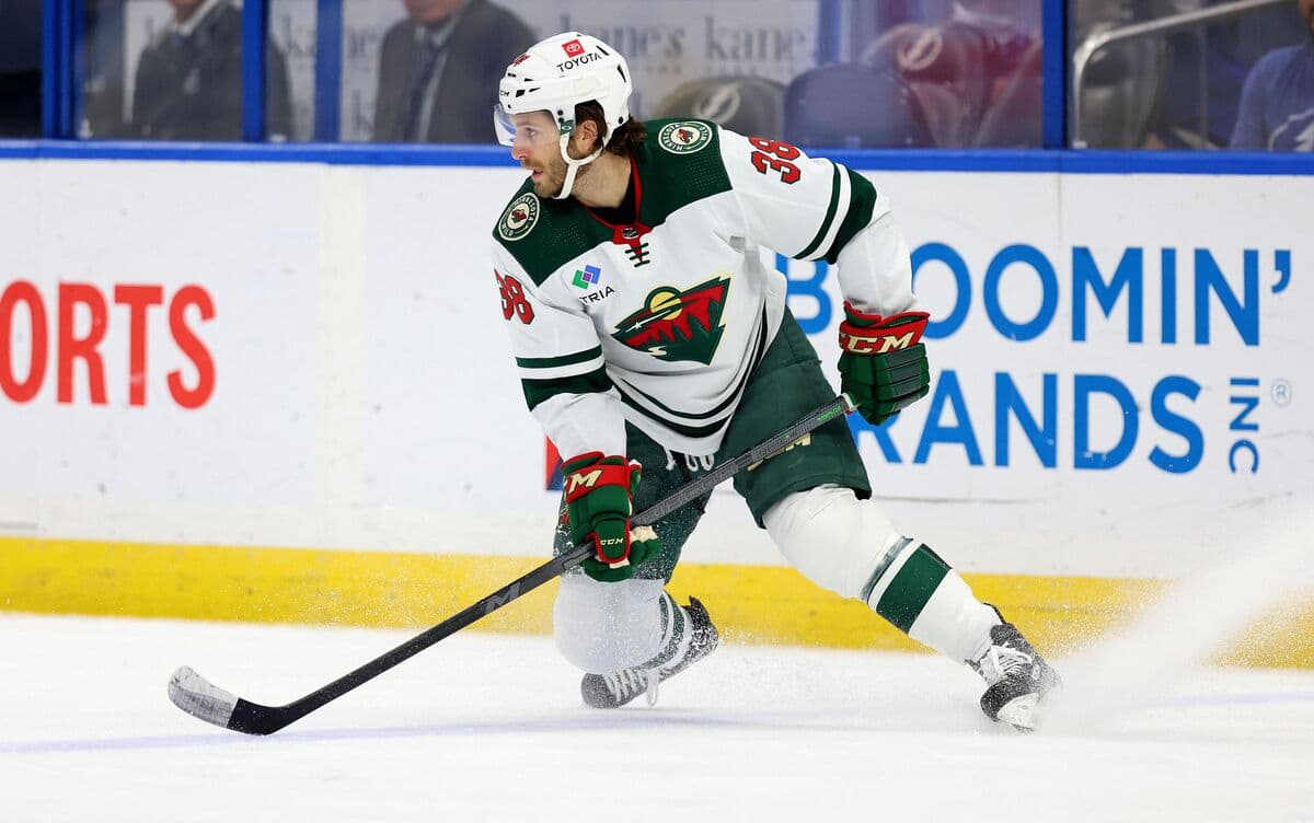 Wild: Ryan Hartman devra expliquer son geste | JDQ