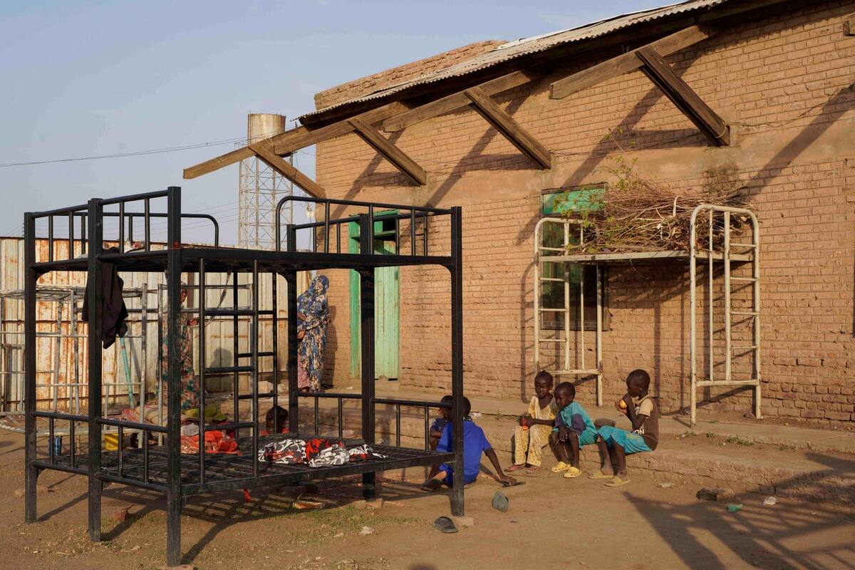 Soudan: au moins 87 corps enterrés dans une fosse commune au Darfour ...