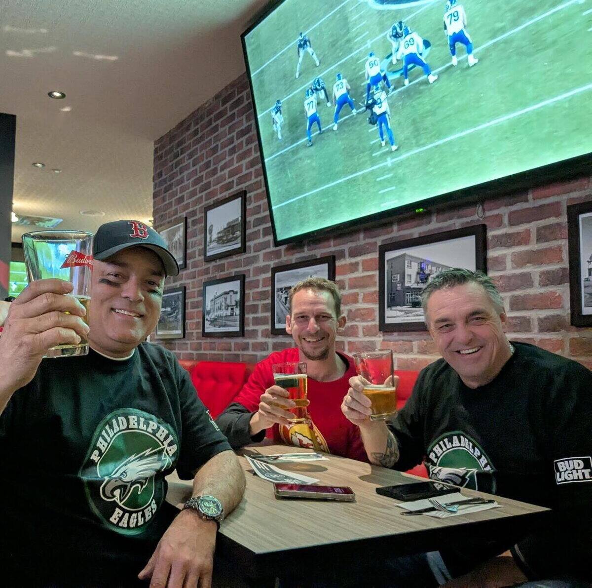 «Le sport, c’est fait pour se rassembler!»: les Québécois ne boudent ...