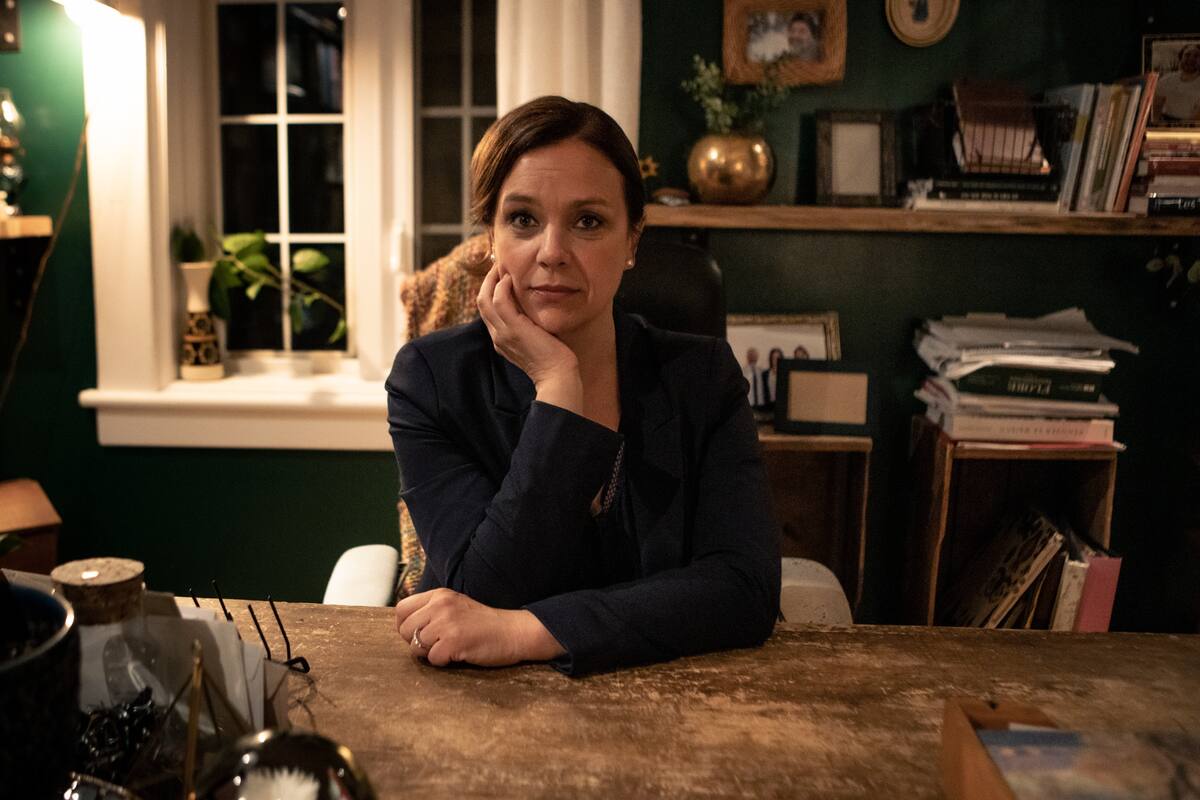 «Sorcières»: «La mairesse porte un lourd secret», selon la comédienne ...