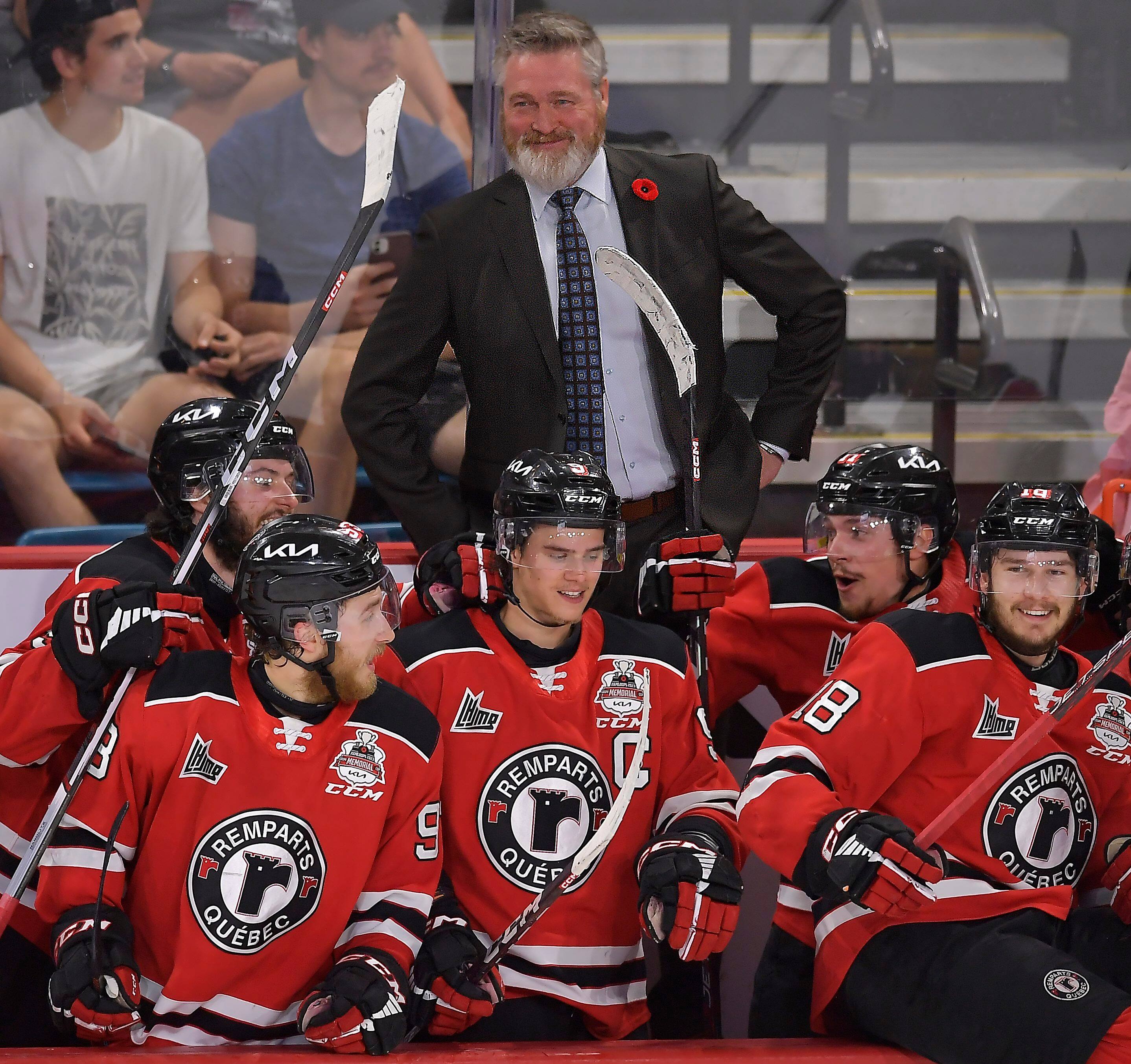 Voici ce que Patrick Roy a fait à son retour - TVA Sports