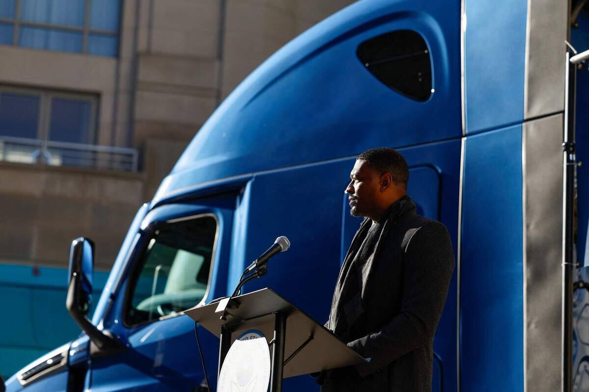 Les États-Unis durcissent les normes de pollution des camions | TVA ...