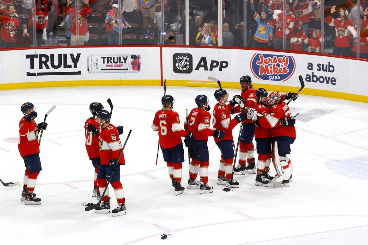 Les Panthers à une victoire de la finale - TVA Sports