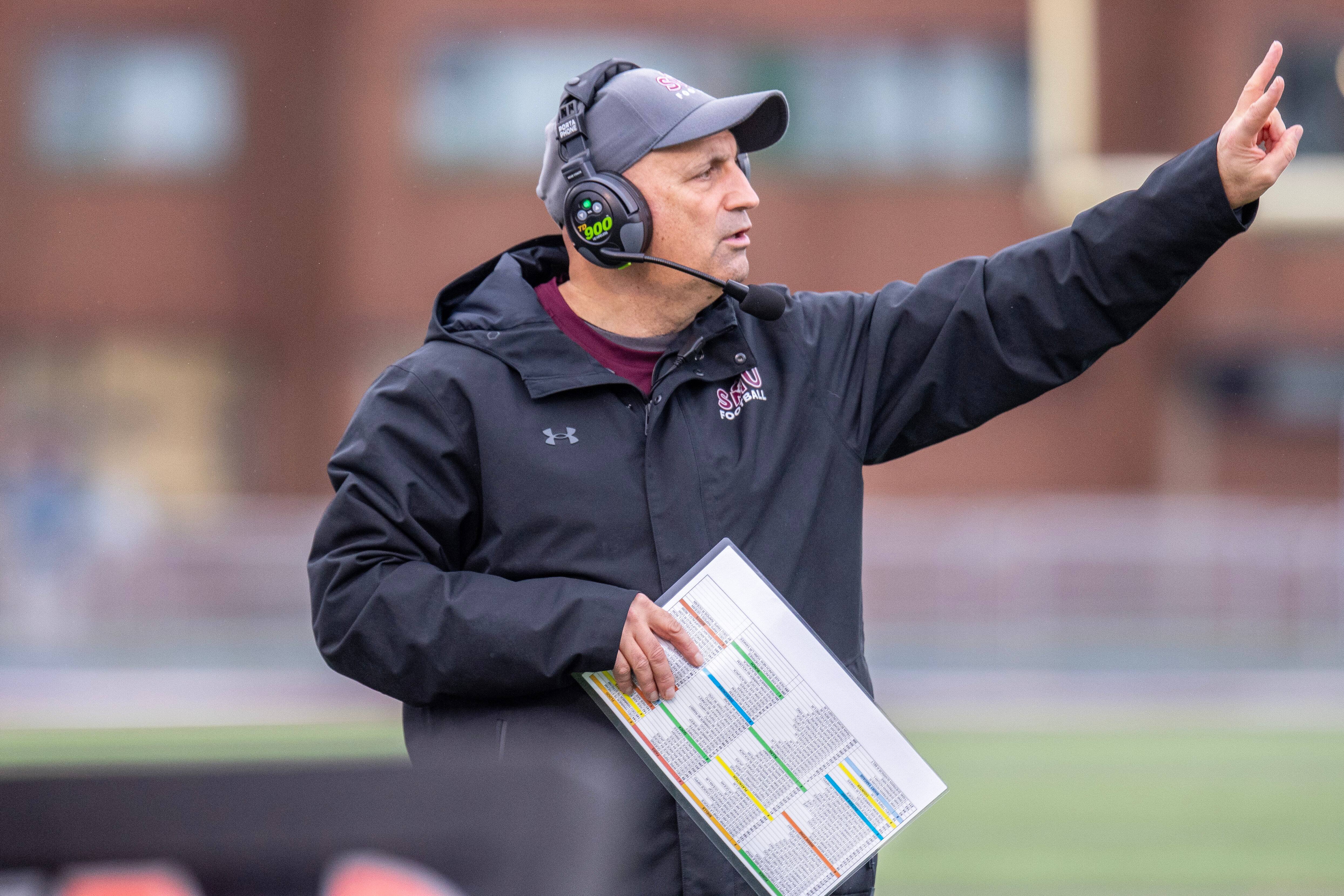 Football universitaire: les Gaiters de Bishop’s en meilleure position ...