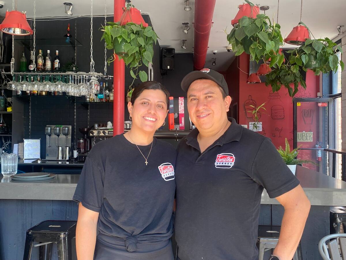 «C’est la langue officielle»: déterminée à apprendre le français pour ...