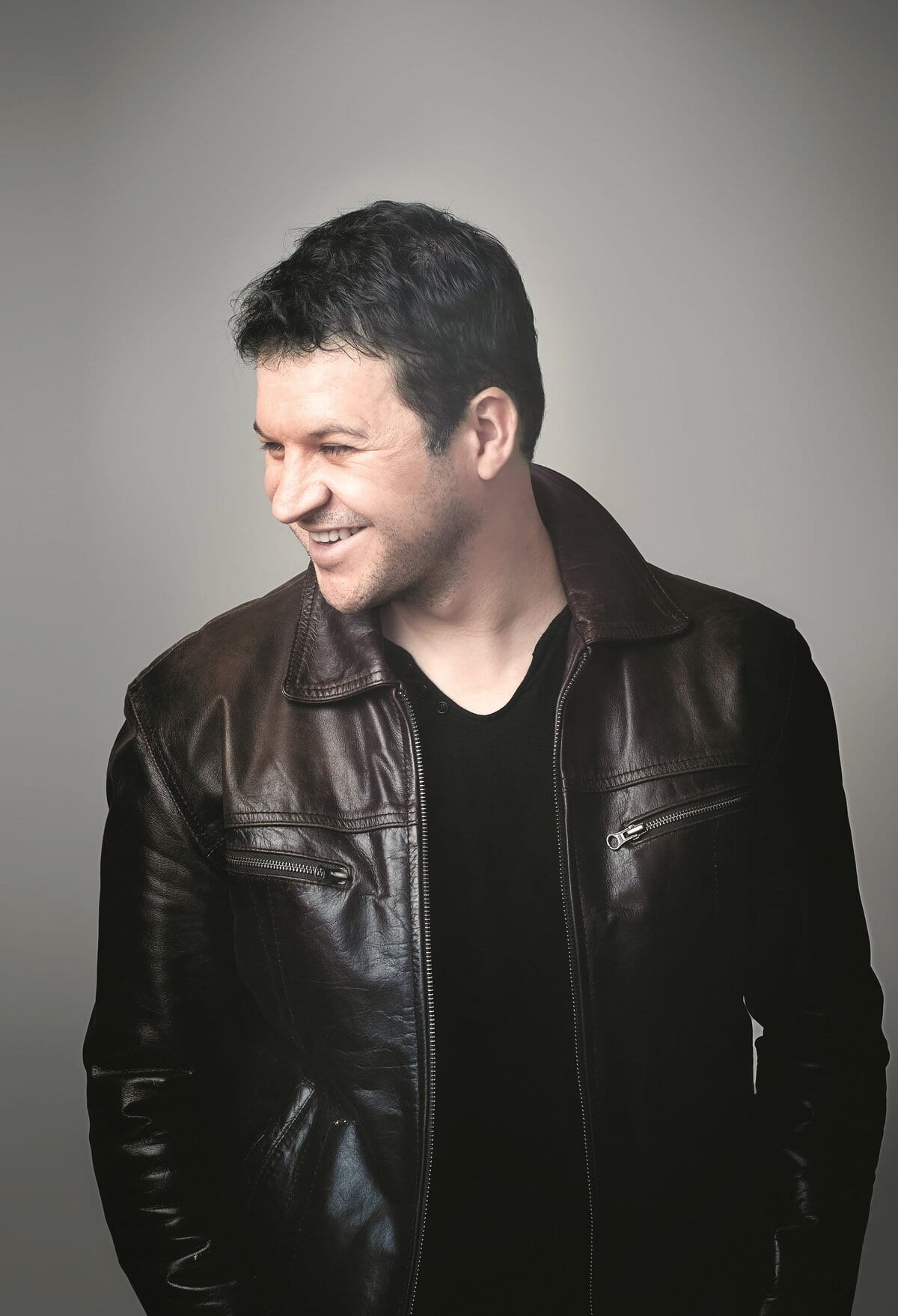 «Quelqu'un d'autre»: voici un thriller de haut calibre, imprévisible et ...