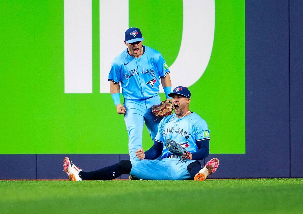 [VIDÉO] Un catch spectaculaire et une célébration épique de George ...