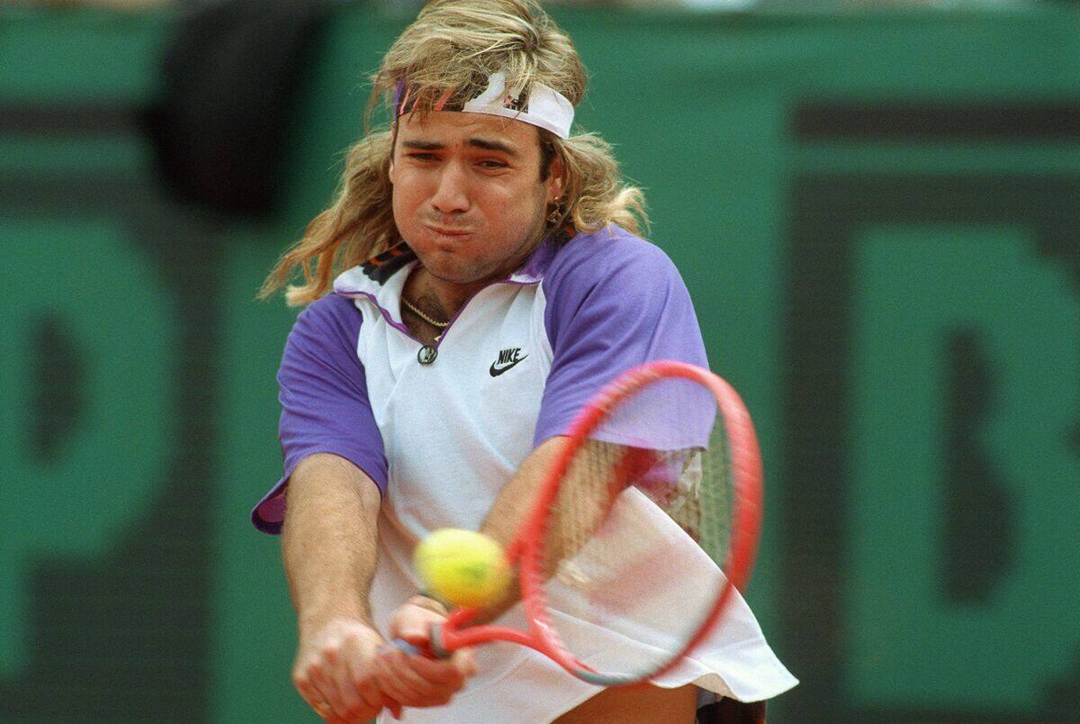 Tennis: Andre Agassi a démoli tous ses trophées - TVA Sports