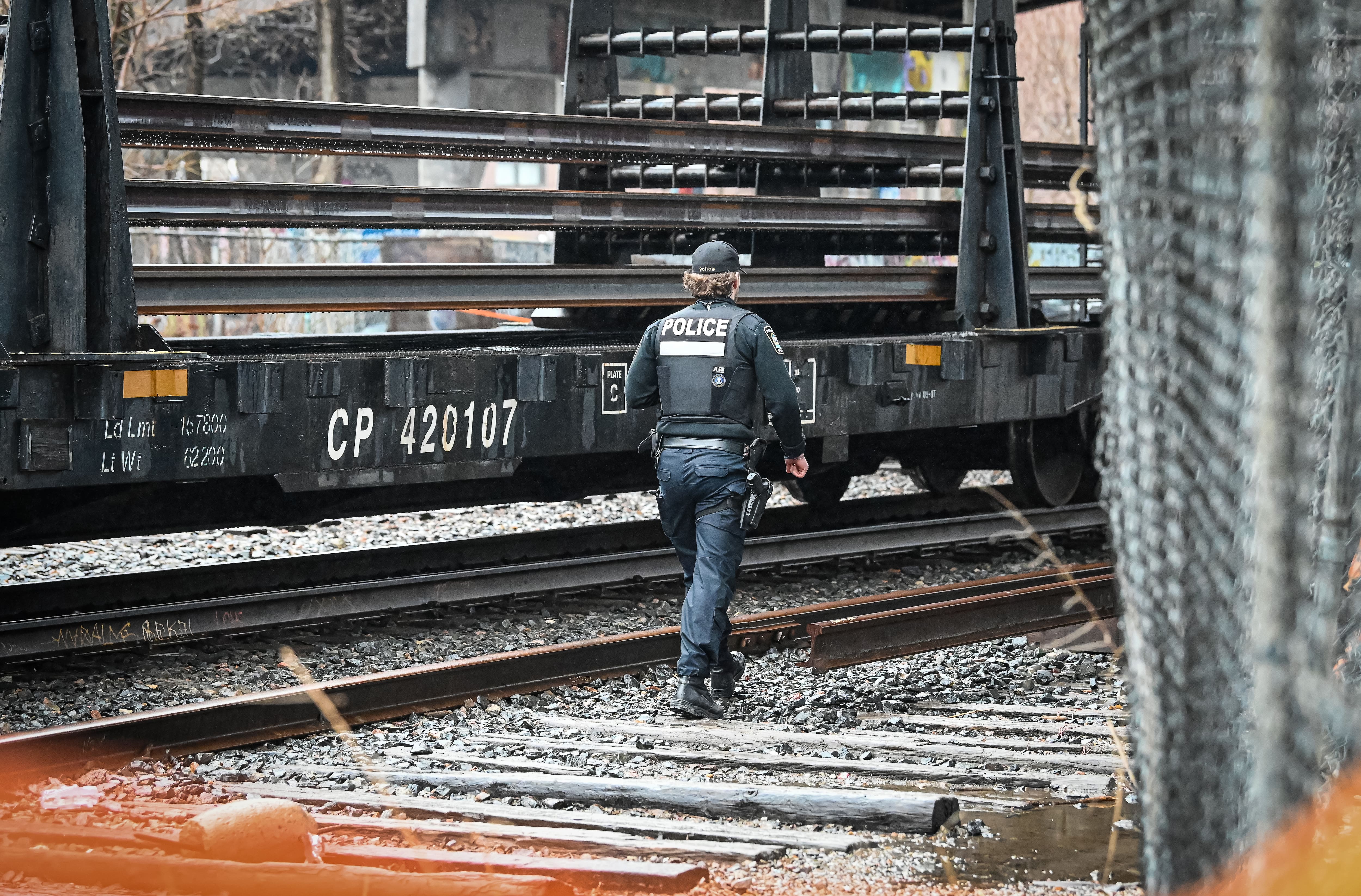 «Piège mortel»: La famille d'une femme happée par un train réclame 850 ...