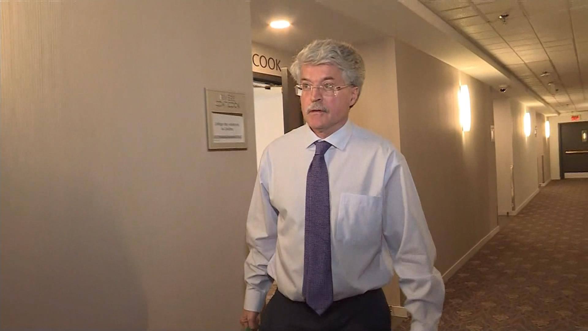 Un médecin de Sherbrooke radié pour huit mois | TVA Nouvelles