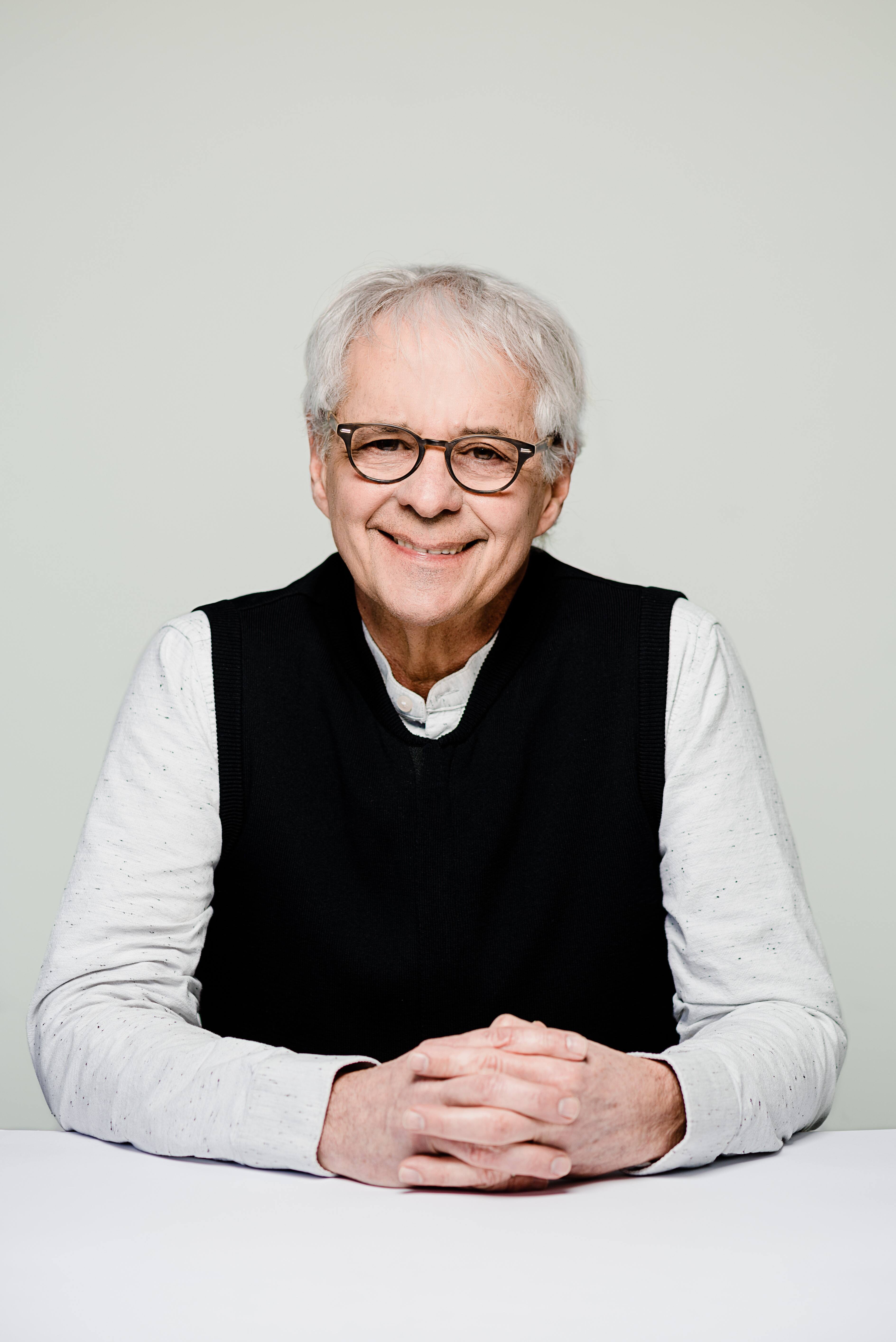 Le Dr Julien rêve à un bel été pour nos enfants | TVA Nouvelles