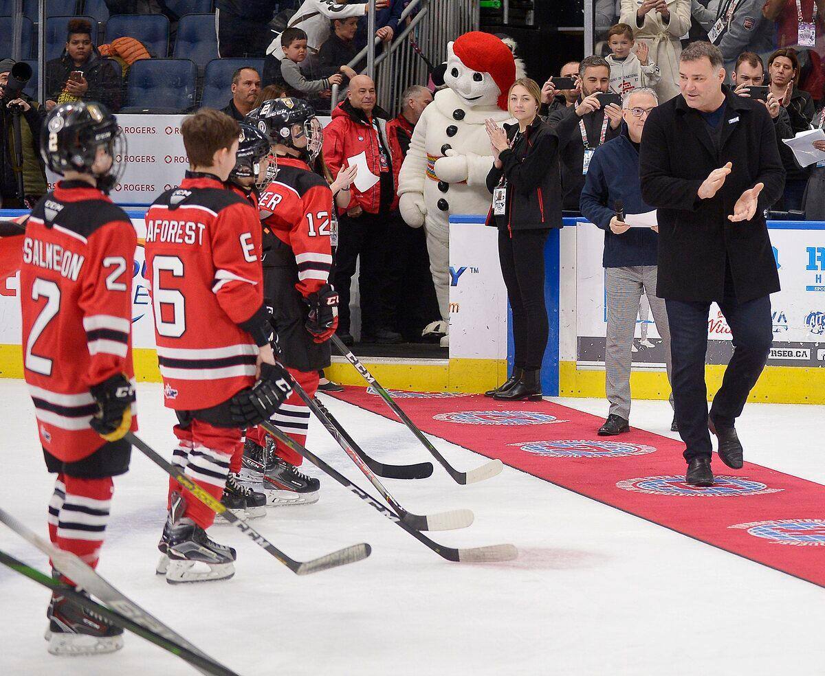 [VIDÉO] Tournoi international pee-wee: Eric Lindros et Québec font la ...